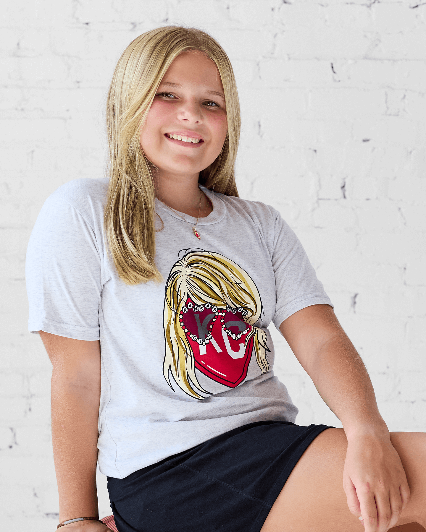 KC Red Era Heart Ash T-Shirt | CHARLIE HUSTLE